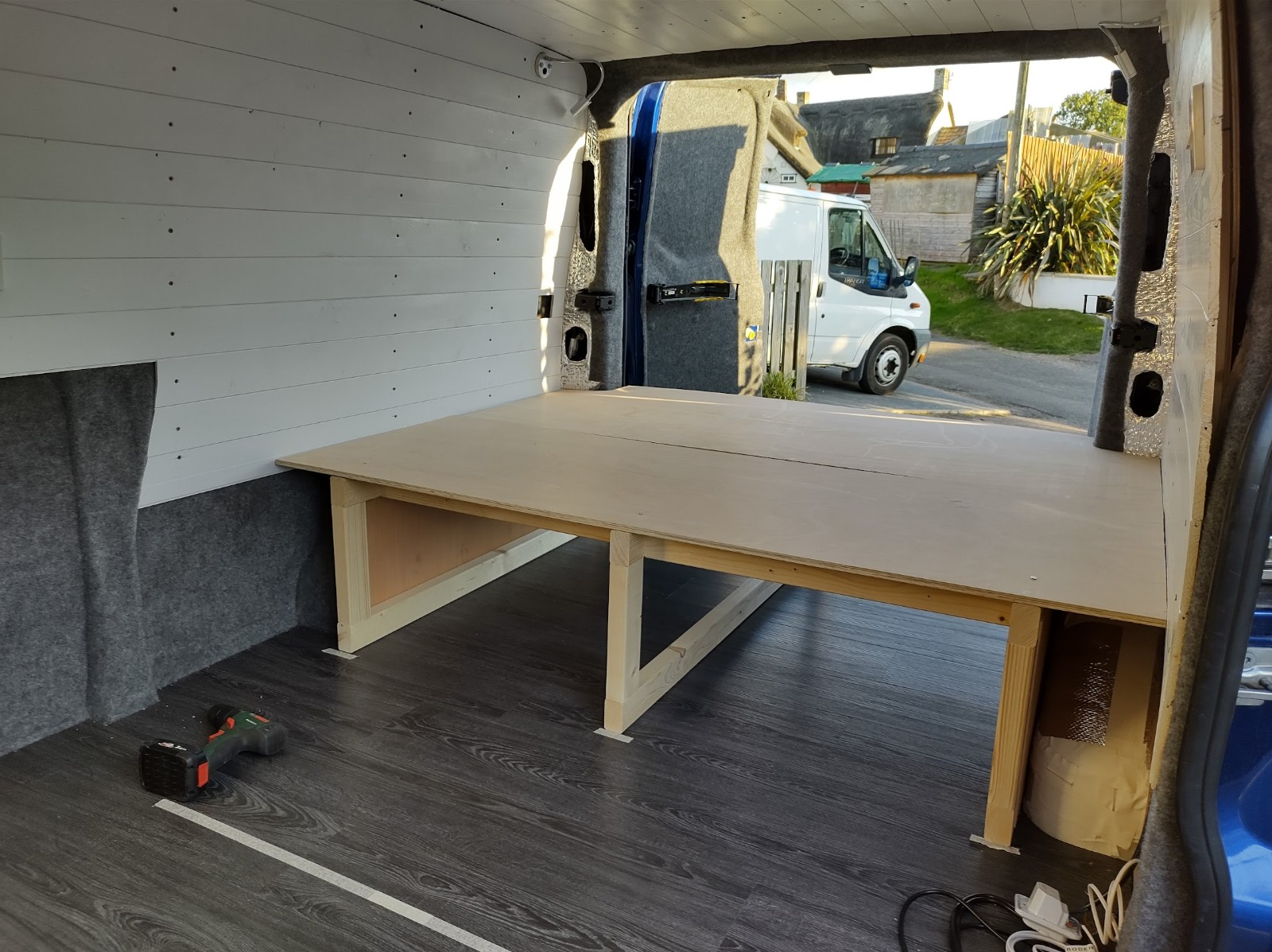 Campervan conversion – building a bed / sofa for a Ford Transit Custom ...